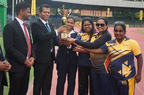 ලංකා බැංකුව 2024 ජන සතු සේවා මලල ක්‍රීඩා උළෙලේ දී සමස්ත ශූරතාව දිනා ගනී Profit Magazine