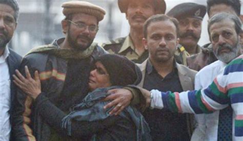 Pak Jailed Ansari Returns To Mumbai Home Wants To Find Job The Week