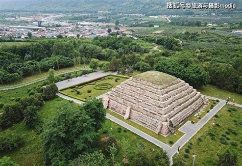 一万多高句丽古墓闻名中外的洞沟古墓群号称 吉林八景 之一 遗迹