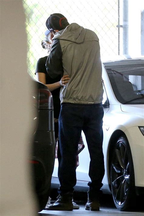 Ashton Kutcher Caught Kissing Mila Kunis During Difficult Pregnancy