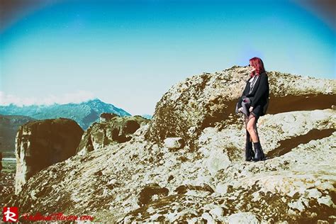 Redhead Illusion Everything In Harmony