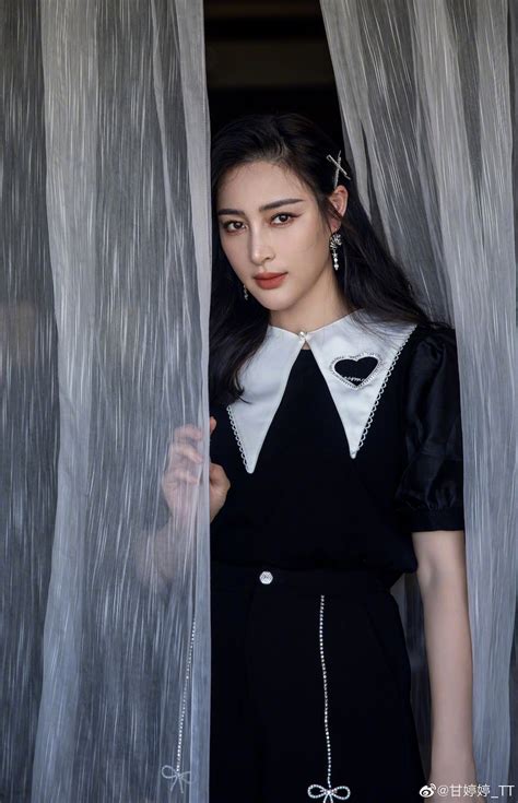 Nỗi bất hạnh của Phan Kim Liên lẳng lơ nhất màn ảnh