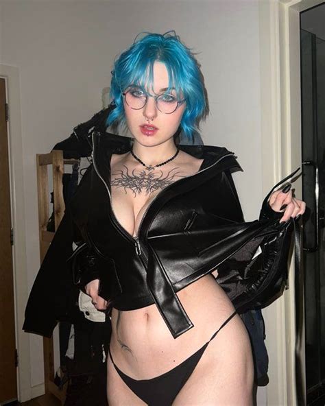 Lyra Lyracr0w0 Twitter T Dress E Girls Alternative Goth