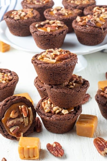 Turtle Tassies Chocolate Caramel Pecans 365 Days Of Baking