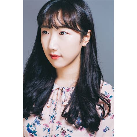 개인프로필 그떄 그 가을 프로필 이즈스튜디오