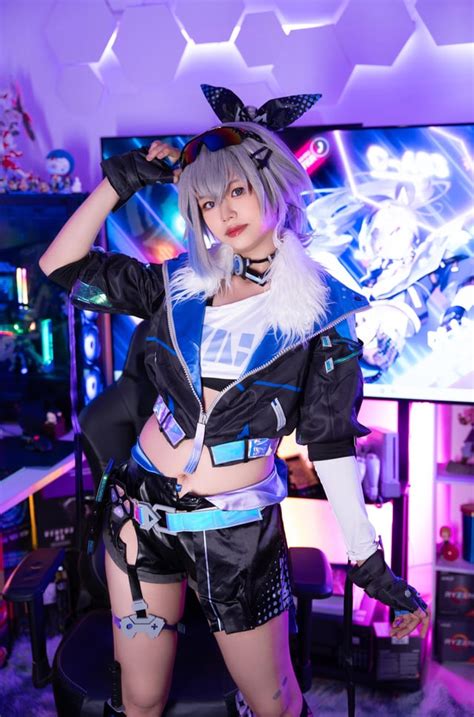 Silver Wolf Cosplay By Hazamiin Rhonkaistarrail34