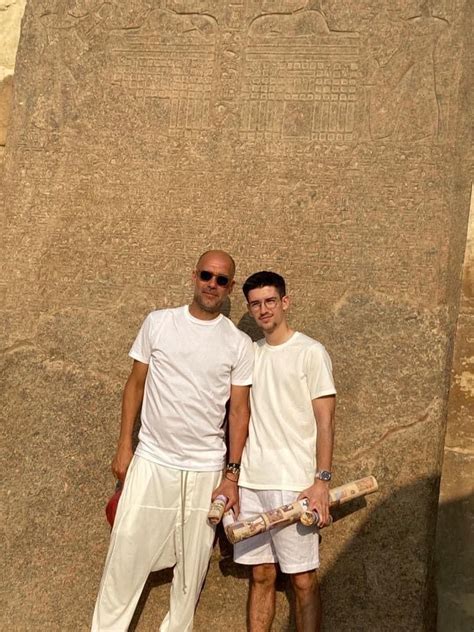 Wael On Twitter لابس كلسون