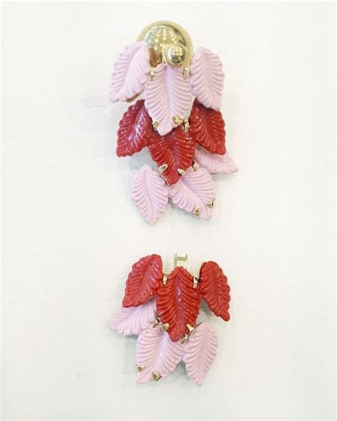 한국쥬얼리수리센터 악세사리 귀걸이 본체에서 연결 고리가 끊어져 부속이 빠짐으로 수리 맡겨주신