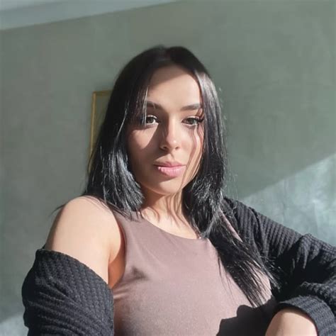 Diana 🦋 Diana Auzyak • Threads Say More