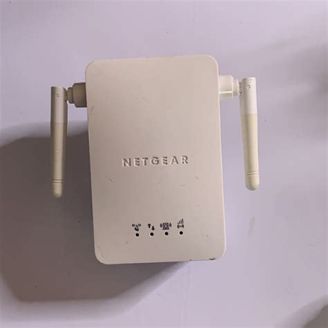 Netgear Universal Wi Fi Range Extender Wn3000rp V1h2 Extend Network Retro Unit