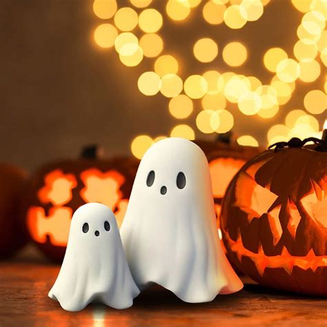 Cute Ghost Statue Halloween Ghost Ornaments Home Decorations Fireplace