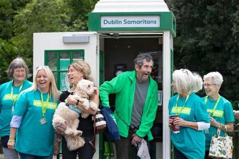 Kind Hearted Charlie Bird Volunteers With Samaritans Despite His Own