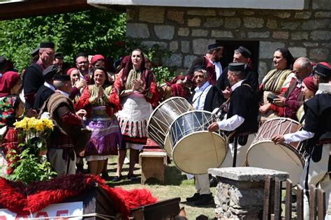 Галичка свадба 2025 „Низ прстен те гледам в срце да ти влезам“ Невестата Лилјана Михајлоска