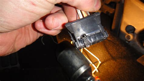 Резистор вентилятора печки — Renault Megane II, 1,5 л, 2005 года ...