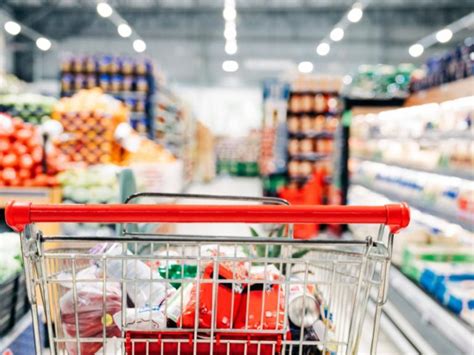 Couple Goes Viral After Posting Video Of 444 Trader Joes Receipt