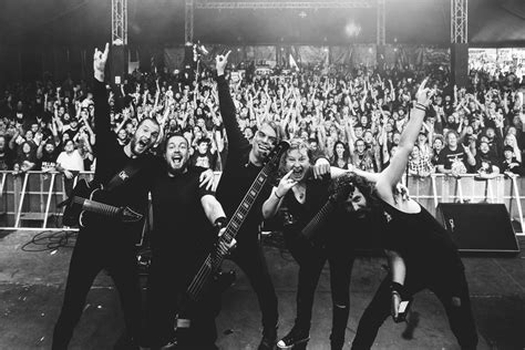 The Fuzzy Feeling Of Supporting A Band You Like Voyager The Fuzzy Feeling Of Supporting A Band You Like Voyager