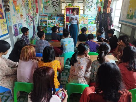 မအူပင်ခရိုင် ပြန်ကြားရေးနှင့်ပြည်သူ့ဆက်ဆံရေးဦးစီးဌာန ကလေးစာဖတ်ခန်းတွင် ပုံပြင်နှင့်ကဗျာများဖတ်ပ