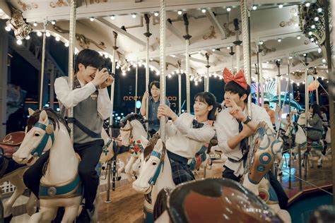 넷플릭스 너의 시간 속으로 타임슬립→90년대 뉴에이지 장르 곡…관전 포인트 공개 텐아시아