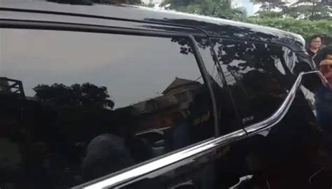 Kaca Mobil Bukan Kaca Sembarangan Ini Jenis Yang Dipakai