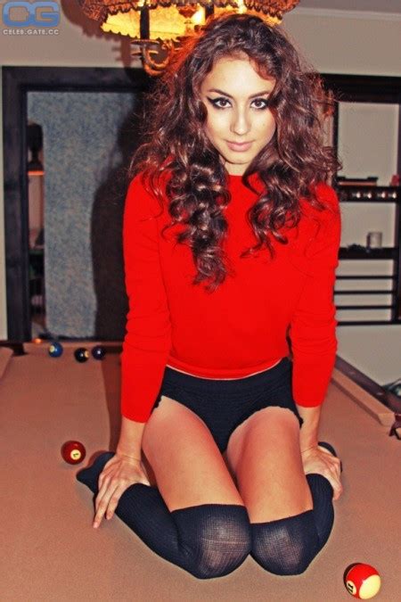 Troian Bellisario Nude Pictures Onlyfans Leaks Playboy Photos Sex Scene Uncensored