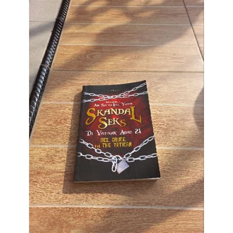 Jual Buku Skandal Sex Di Vatikan Abad Shopee Indonesia