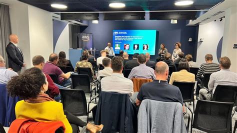 mónica lora on linkedin aws hcls generativeai awsswitzerland
