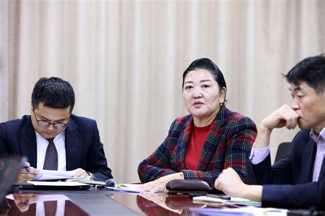 Хот нийтийн аж ахуйн зарим чиг үүргийг дүүргүүдэд шилжүүлнэ