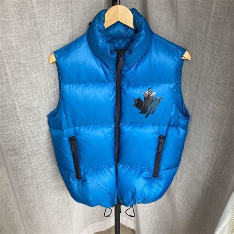ほぼ未使用 定価約10万円 メンズ ジャケット＆ブルゾン アウター ダウンベスト メルカリ