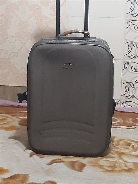 Чемоданы