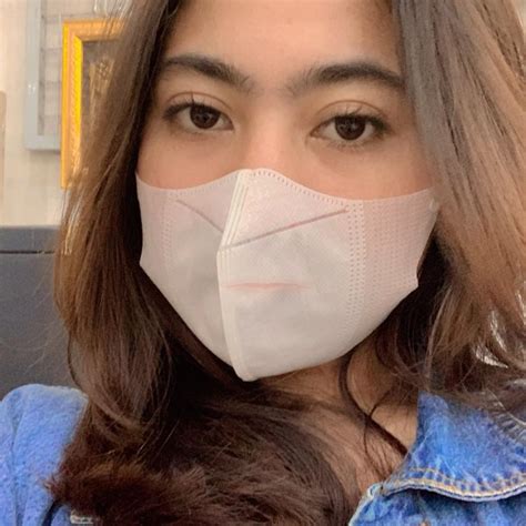 Posting Sheryna Trianalemon8