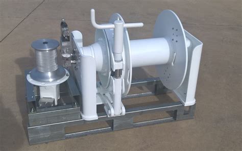 1x Hhaw1516 Anchor Winch And Vhmc10 Mooring Capstan Dispatched Hypac