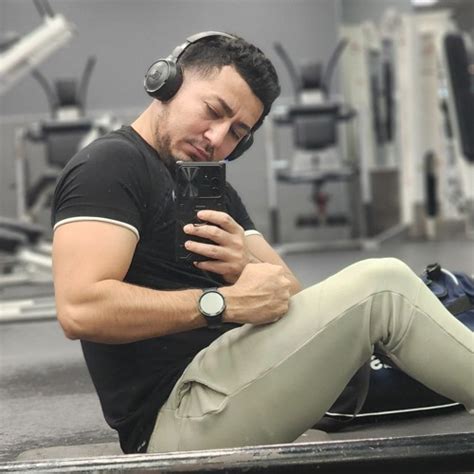 Stream Nilson Reyes Music Listen To Songs Albums Playlists For Free