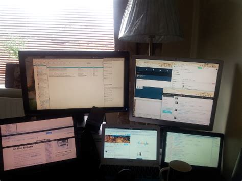 GNU Linux Monthly Screenshots Tux Machines