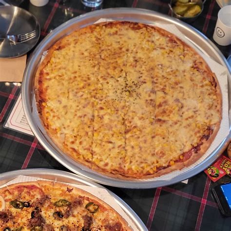 곰도리쿠키 On Twitter 📍혜화 레코드피자 콘치즈피자가 미쳣다 💗 블투스피커도 있어서 룸예약하구 덕톡하면서 먹기 딱좋다 핫불고기는 생각보다 매워서 또가면 콘치즈만