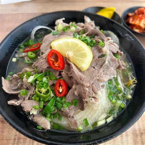 하노이 골목 느낌 물씬 쌀국수 신상맛집 Best 식신