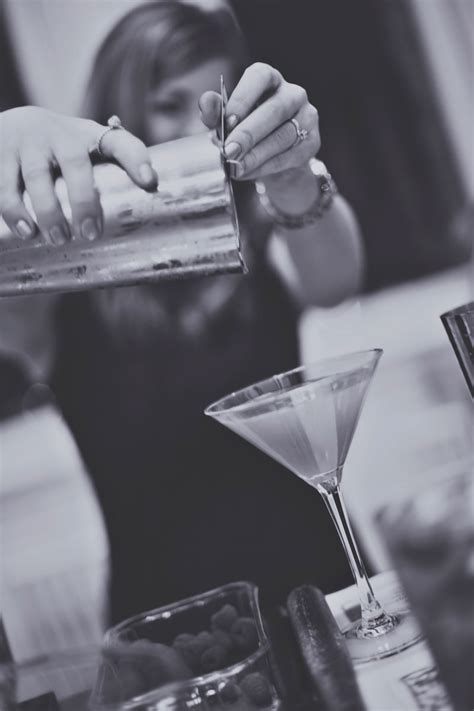 Cocktail Making Workshop Team Building Activity Scarlett