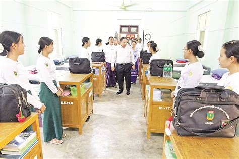 နိုင်ငံတော်စီမံအုပ်ချုပ်ရေးကောင်စီအဖွဲ့ဝင် ပြည်ထောင်စုဝန်ကြီး ဒုတိယဗိုလ