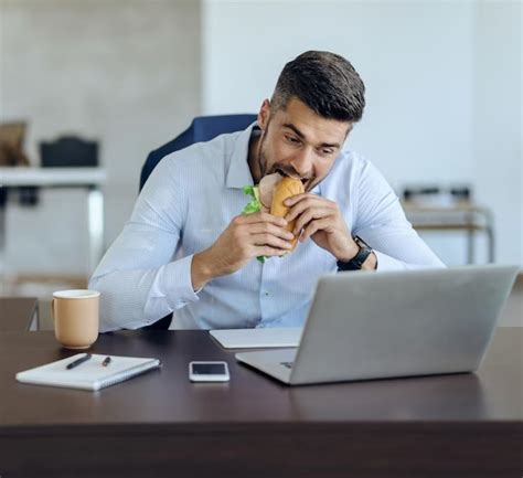 Tips Merawat Laptop Dengan Mudah