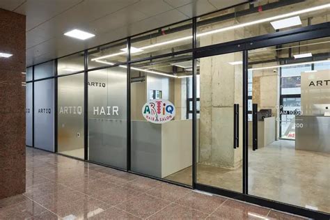 스테인리스 에폭시 바닥 마감 모던 인더스트리얼 39평 미용실 인테리어