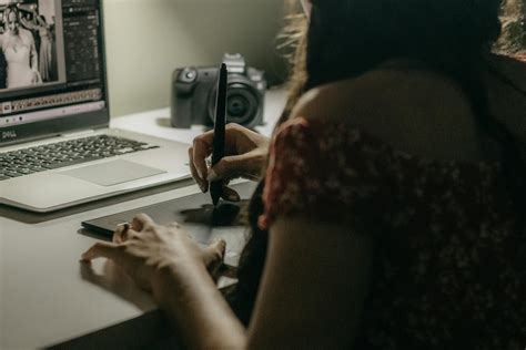 그래픽 디자인 그래픽 태블릿 기술 기술 가제트 노트북 델 노트북 디자이너 디지털 도구 디지털 도면 디지털 디자인