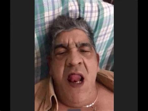 Abuelo Español Se Hace Una Paja Y Se Corre Xhamster