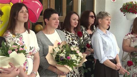 Торжественная линейка по случаю окончания учебного года прошла в гимназии №1 Youtube