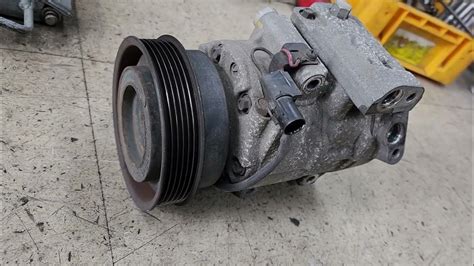 카렌스un2008콤프레셔 베어링소음 수리장안평 카에어컨 수리 제일카에어컨 Youtube
