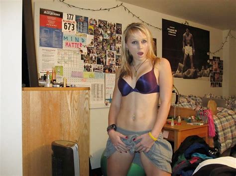 Sex Stephanie Poses Image 36747229