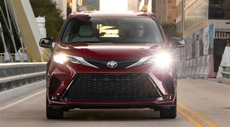 Toyota Sienna En Wheelz Me