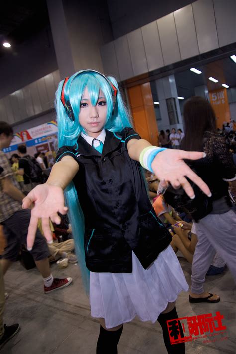 Gambar Gadis Imut Pakaian Cosplay Wilayah Kostum Cina Anime Komik Comiccon Guangzhou
