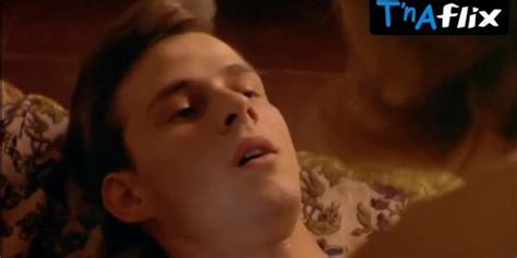 Emma Suarez Sexy Scene In Kisses For Everyone