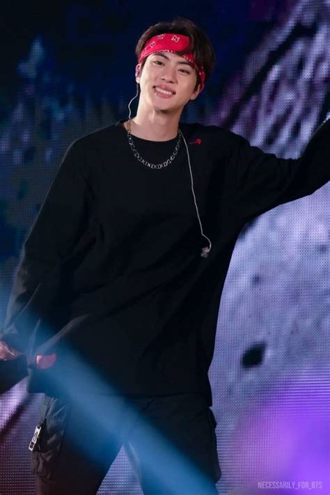 Bts Community Posts 생일 축하해 Seokjinaa🫶🏻🫶🏻🫶🏻🎂💫😘항상 행복하시길 항상 성공하시길 많이