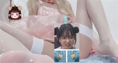 推特福利姬仙仙桃粉色公主裙作品一部 1v 163m 海牙部落