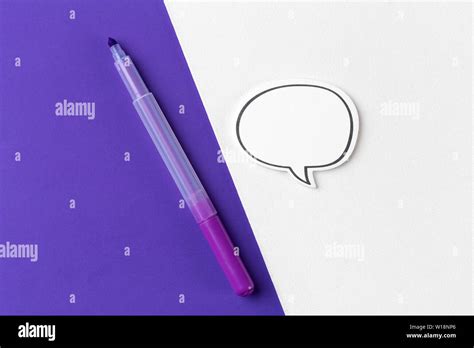 Social Media Chat Concept Blank Empty Chat Bubble For Text Stock Photo Alamy